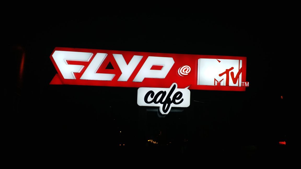 FLYP@MTV Cafe, CP, New Delhi | Best Restaurant India